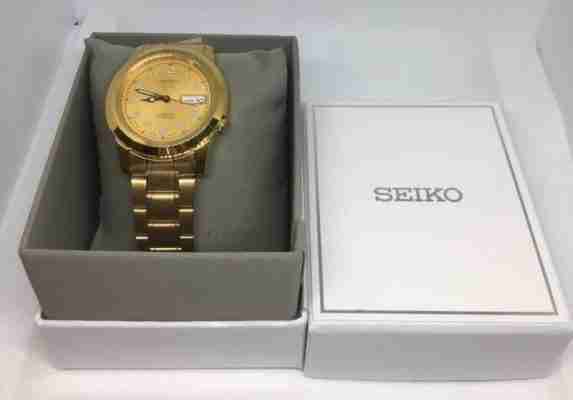 Seiko 5 Automatic Golden Color Dial and Chain Wrist Watch - WatchCentre.PK