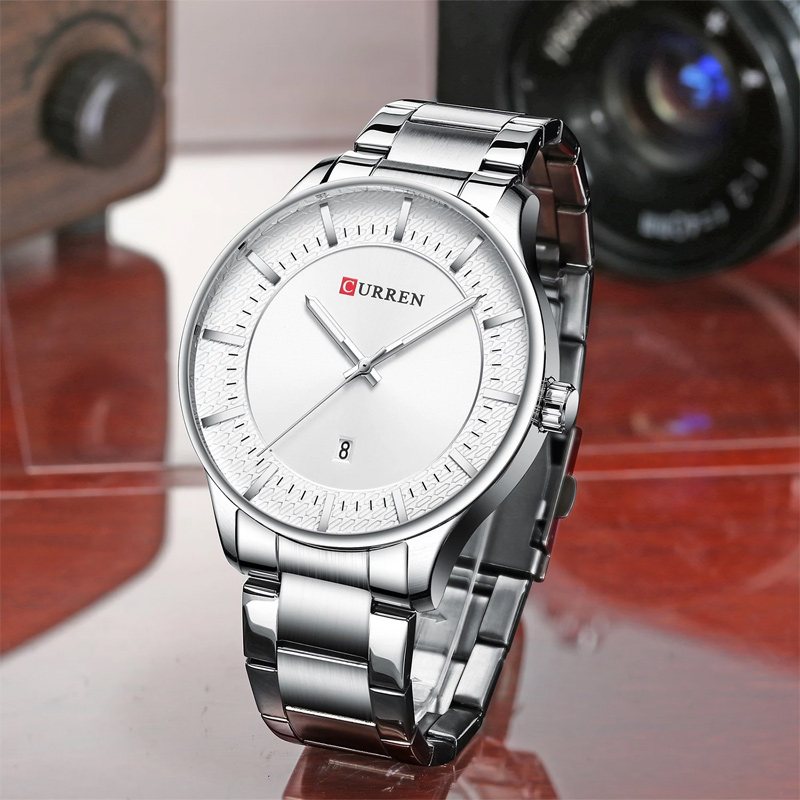 Curren 8347 Silver Chain Round Analog Dial Men's Hand Watch